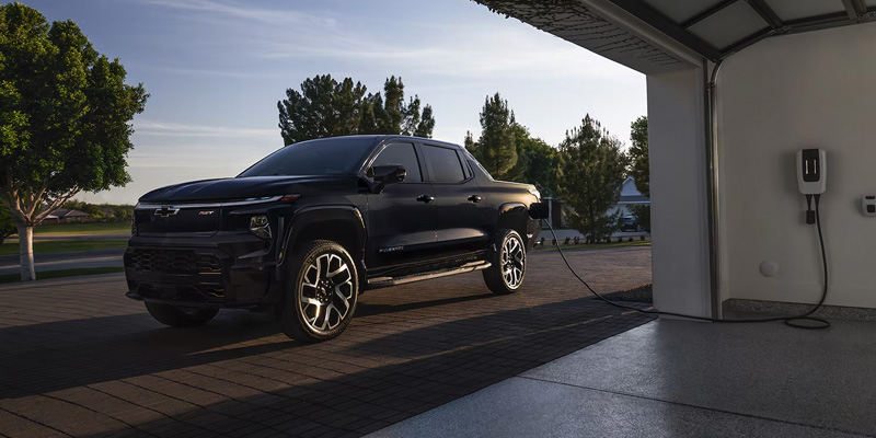 The 2025 Chevy Silverado EV: The Future of Trucks is Here - Alan Webb ...